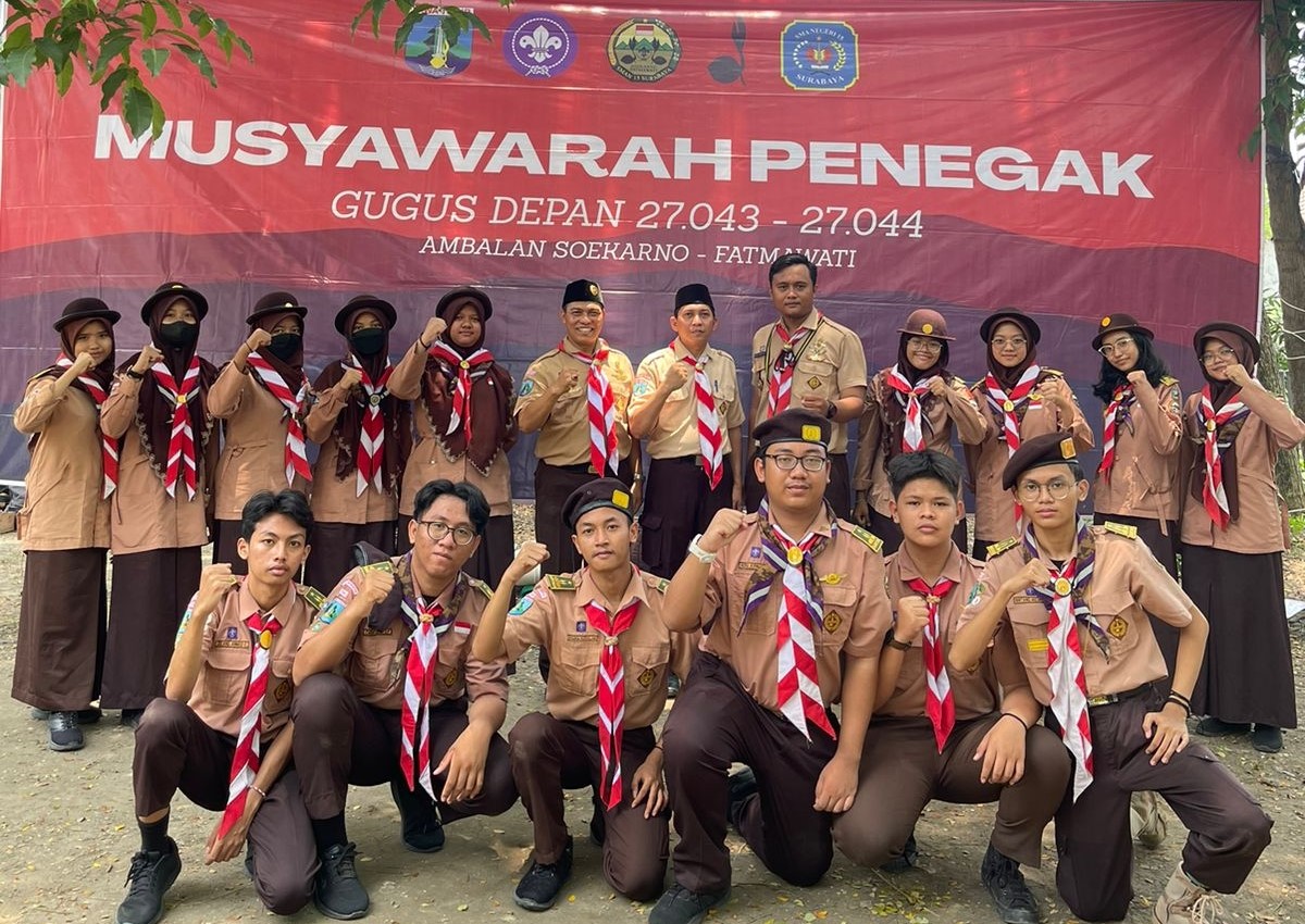 SMAN 15 Surabaya – Llego A Ganar